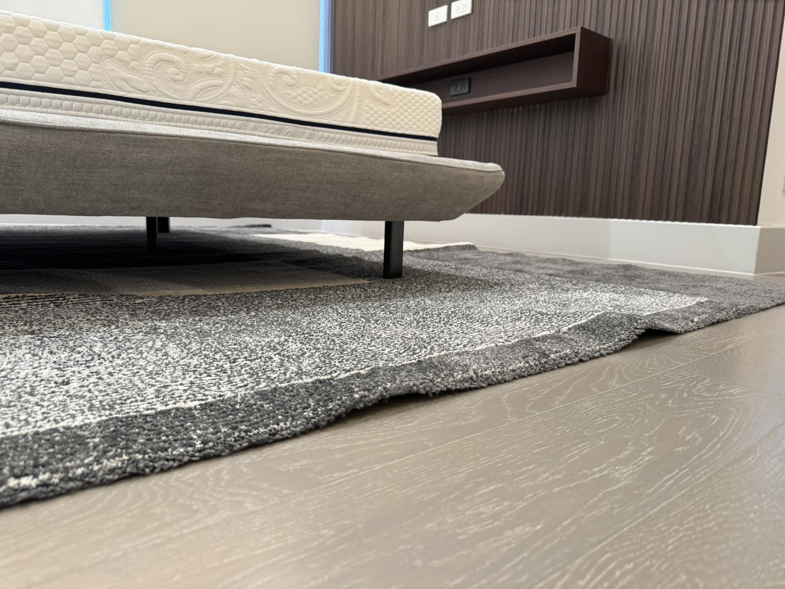 6 Reasons for Carpet Buckling (+ How to Fix Them)